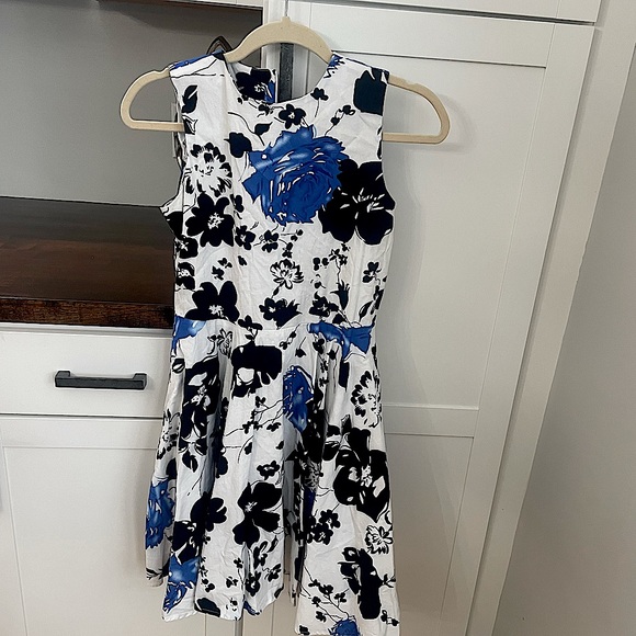 Kate Kasin | Dresses | Kate Kasin Black And White Blue Rose Floral ...